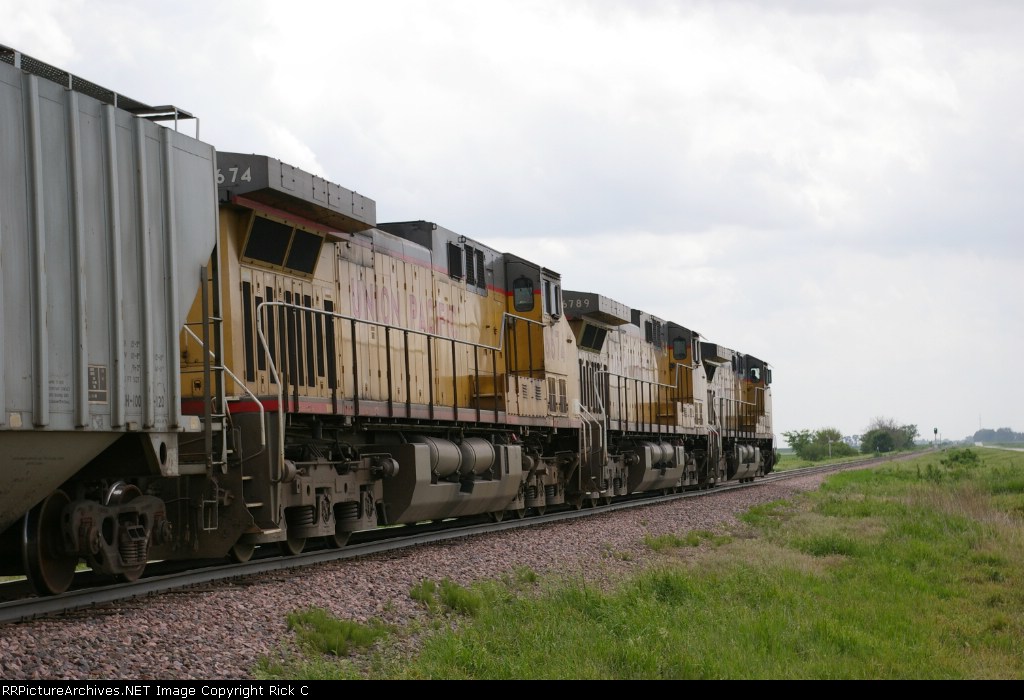 UP 5701 SB Unit Grain Train Reverse Consist